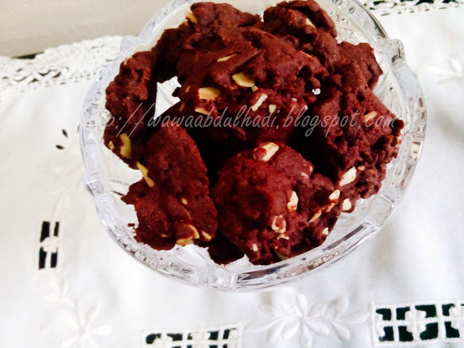 //wawaabdulhadi: [RESEPI] BISKUT RED VELVET BY WAWA