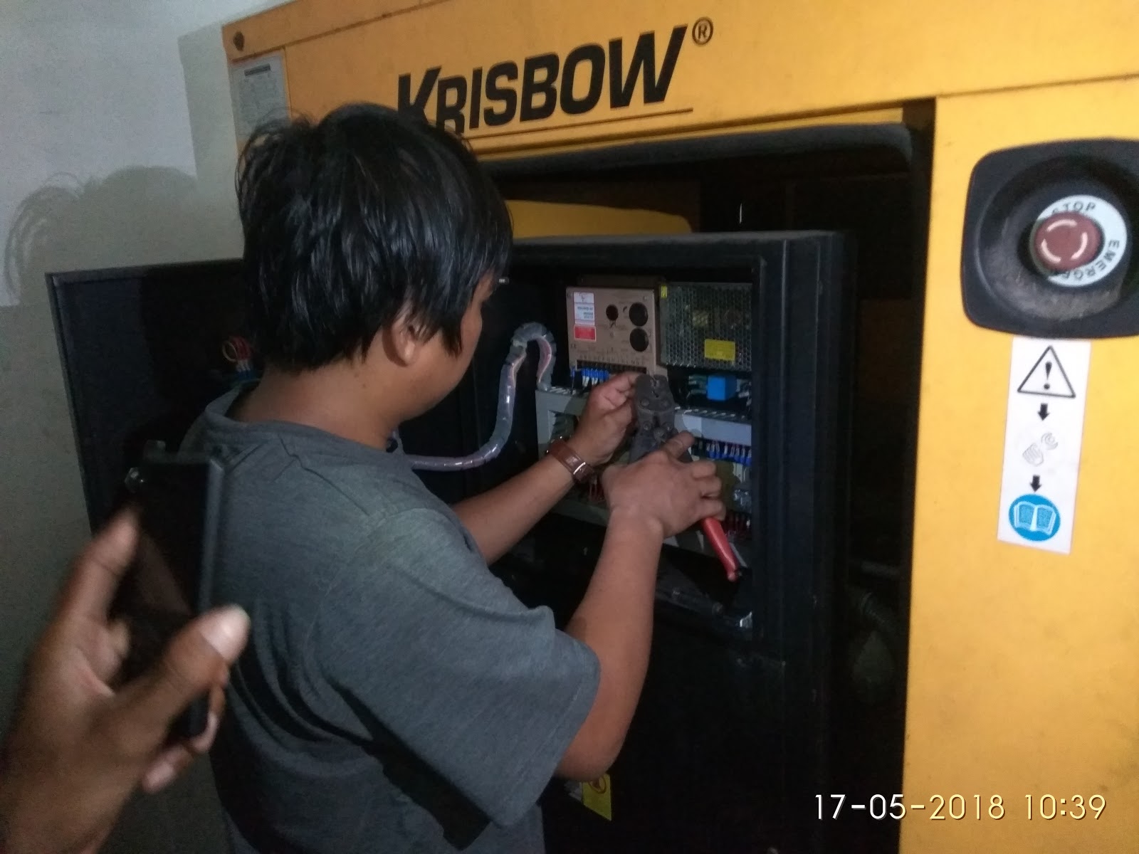 SERVICE GENSET AREA PANTAI INDAH KAPUK JAKARTA - SERVICE GENSET
