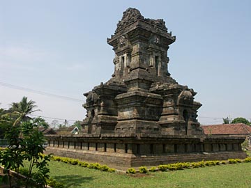 CANDI KIDAL , east java's indonesia - most temple