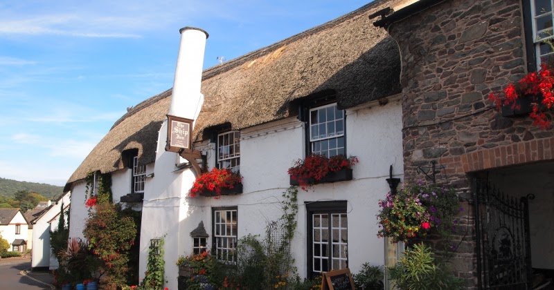 Shove it, Chuck it, Toss it...: Ship Inn, Porlock, Somerset