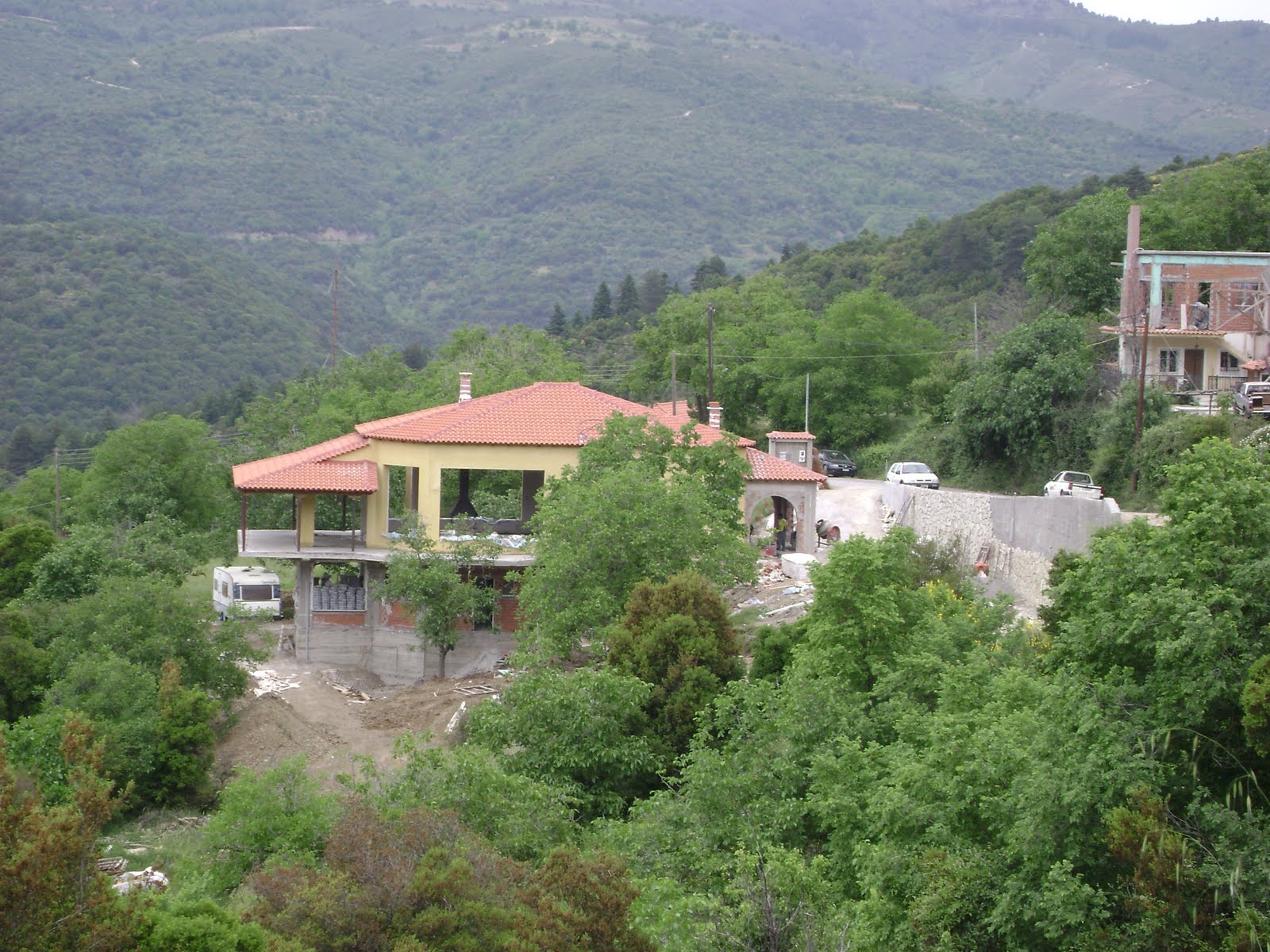 ΒΑΜΒΑΚΟΥ ΠΑΡΝΩΝΑΣ - ένα με την φύση: ΚΟΝΤΑ ΣΤΗΝ ΟΛΟΚΛΗΡΩΣΗ ΤΟ ΝΕΟ ...