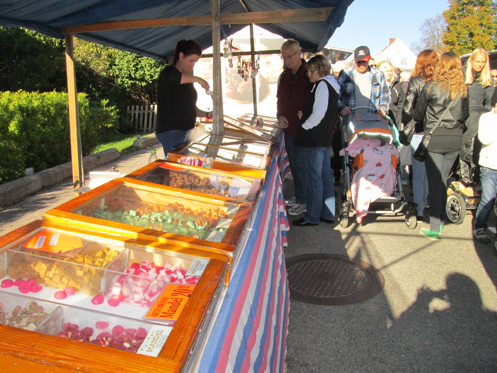 Moments to remember....: Marknad i Ed, Sverige