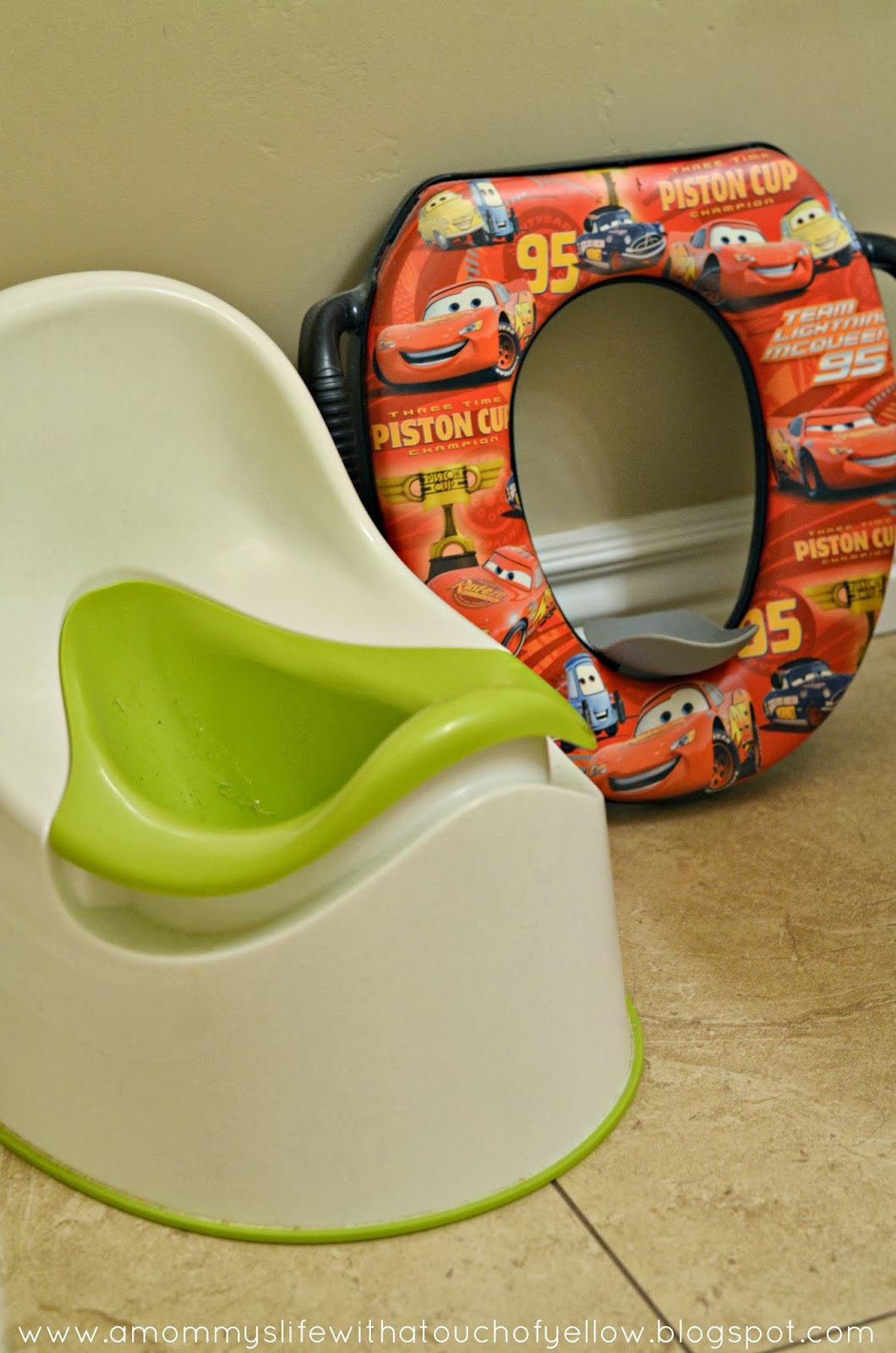 A mommy's life...with a touch of YELLOW: Potty Training tips {with ...
