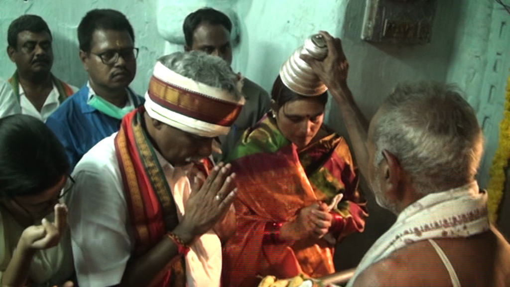 allmedialinks: Pattiseema Sri Veereswara Swamy Temple