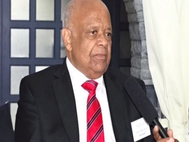 Raphaël Katebe Katoto : "Etienne Tshisekedi peut être l'homme de la ...