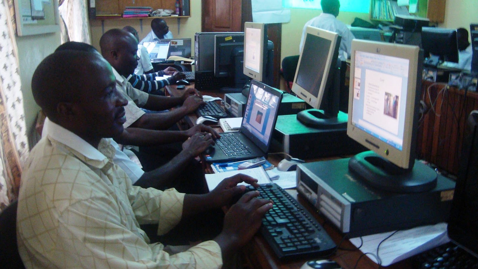 ICT enabled Teaching and Learning of English Language: TEACHERS APPLAUD ...