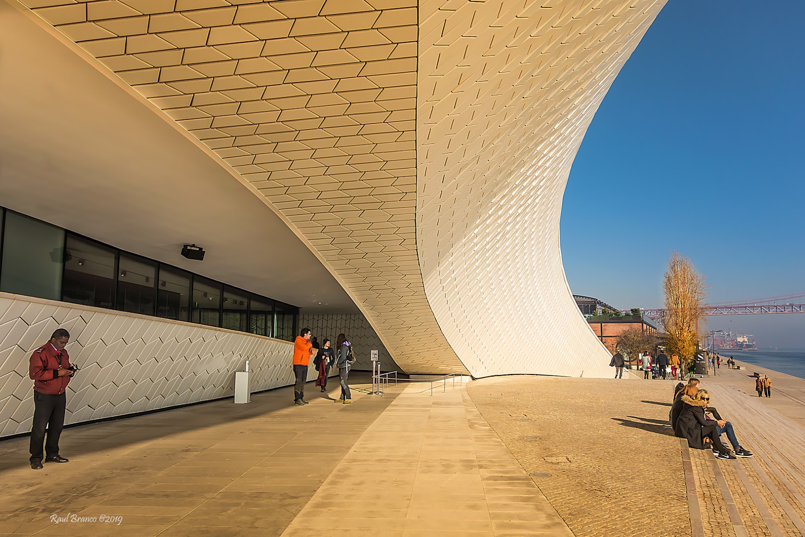 À DESCOBERTA DO MEU PAÍS: Lisboa - Museu MATT e sua envolvência na paisagem