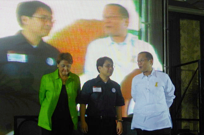 BLOG by Taga-Ilog News: 2011