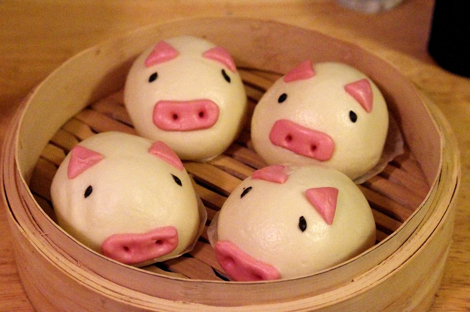 Sweetness In The Belly: Just becauses little pig steamed buns are so cute