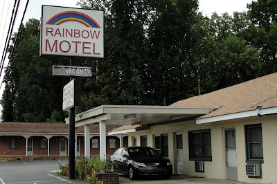 OBSERVATIONS WORKSHOP: RAINBOW MOTEL