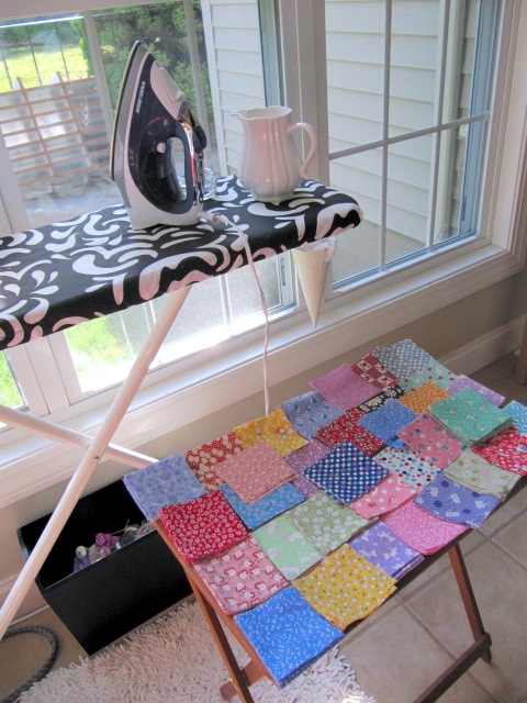 Sew Many Ways...: How To Make Prairie Points For Your Next Quilt Top...