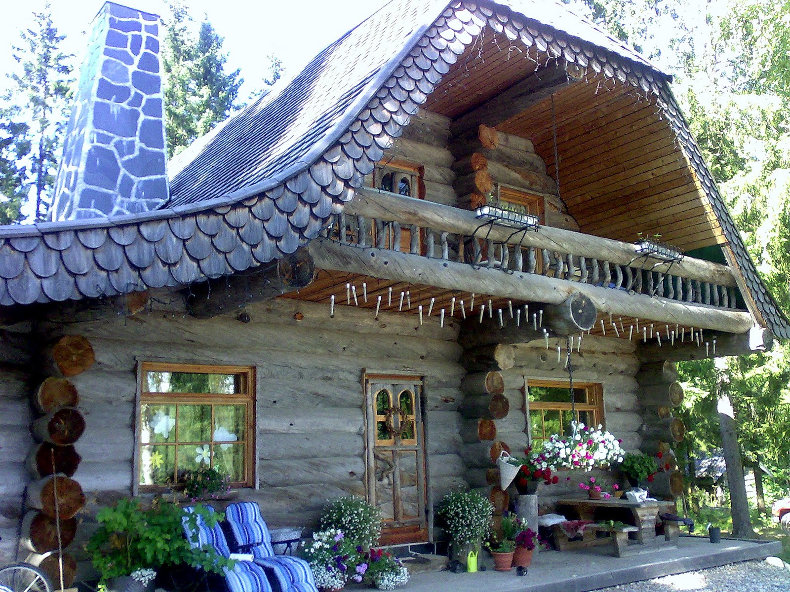 Lady of the Lake: real life gingerbread house