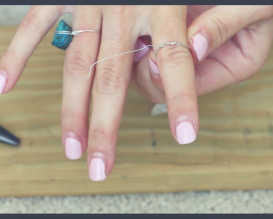 DIY: Stone Rings ~ Flower Crown