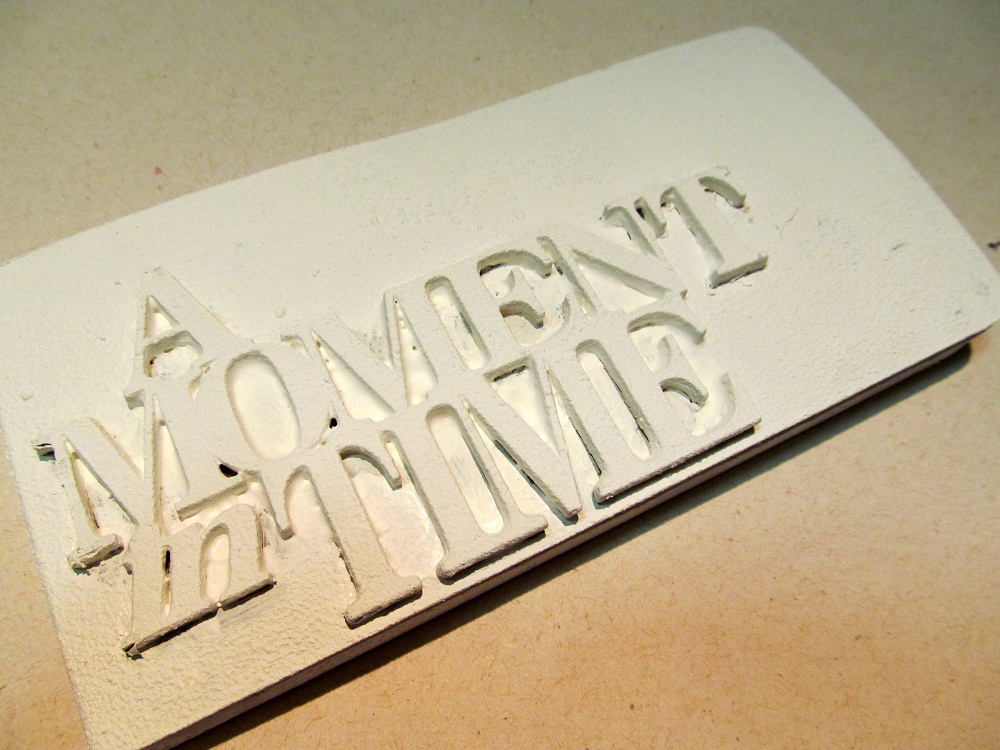 Marion Smith Designs: Fake Carved title tutorial by Ana Paula Leal
