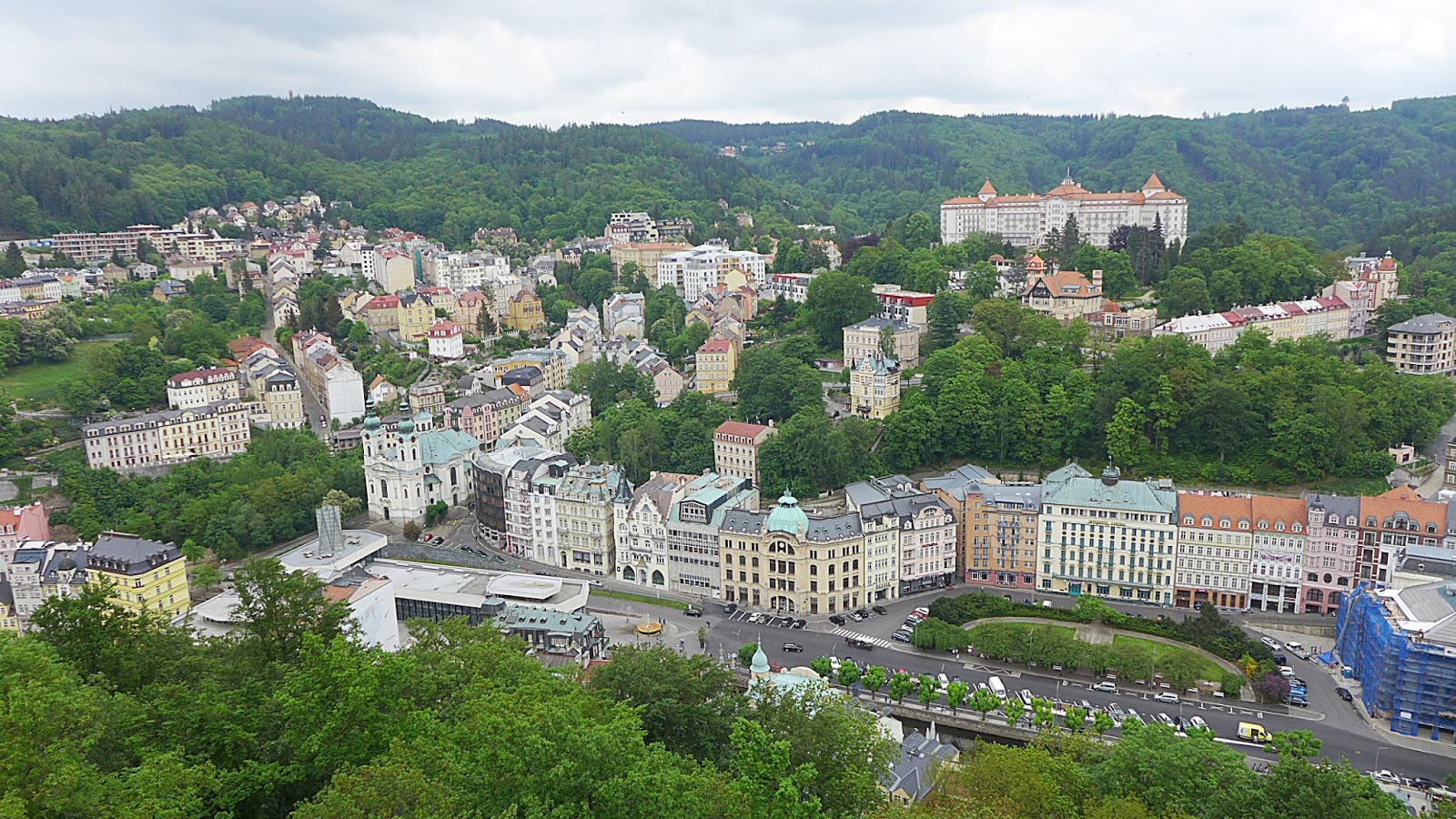 Namida Magazin: Spaziergang durch Karlsbad - Sehenswürdigkeiten und ...
