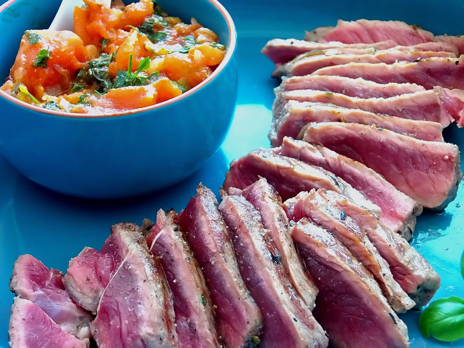 Ručak kod Mucike: Grčki ramsteak sa relishem od rajčice