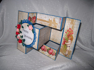 Tri fold card birthday