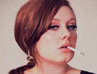 Cigarro faz laringite aguda de Adele piorar. Médicos pedem para artista ...