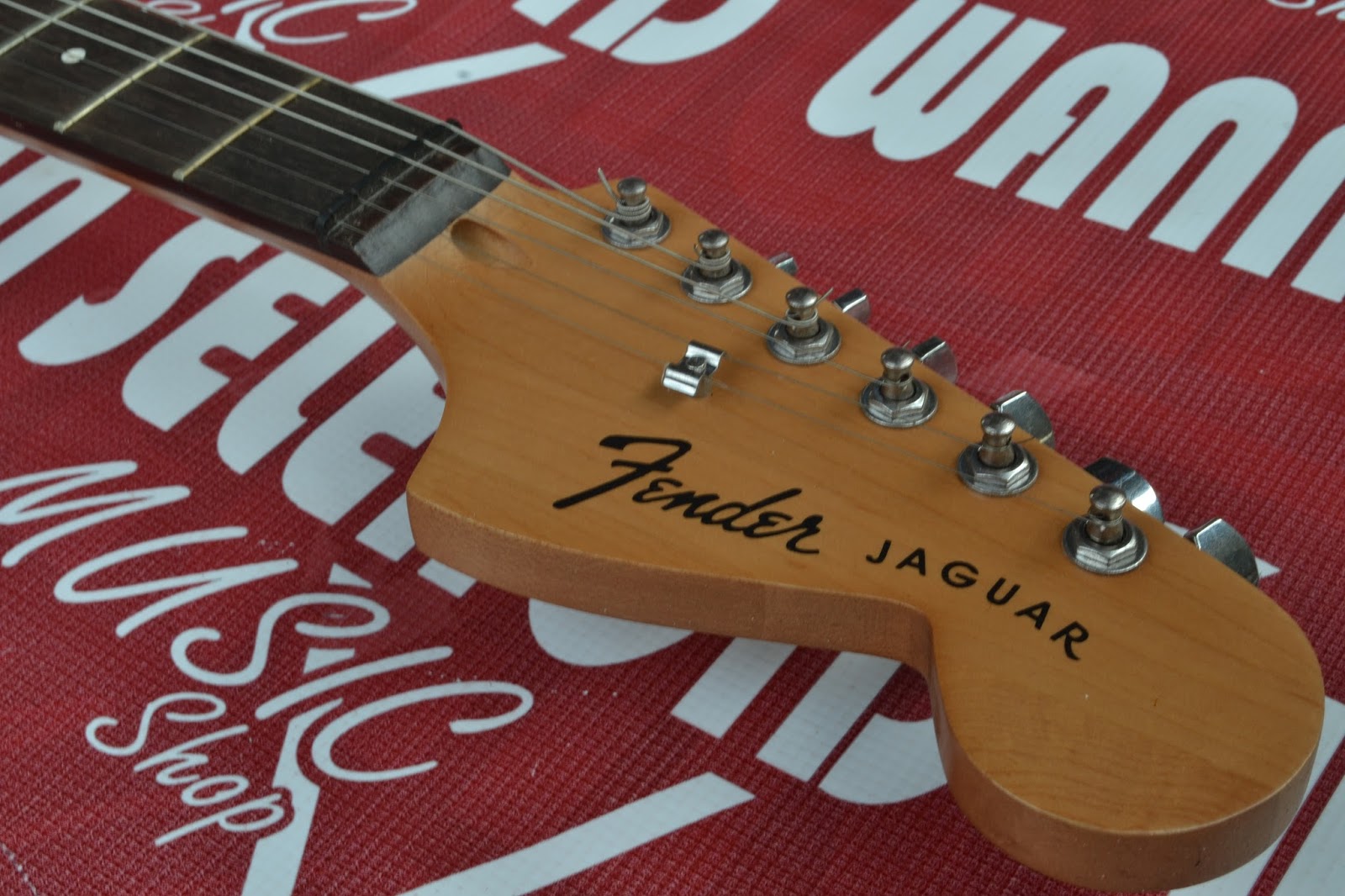 JUAL GITAR , JUAL BASS , JUAL CAJON DENGAN HARGA MURAH BERKUALITAS ... JUAL GITAR , JUAL BASS , JUAL CAJON DENGAN HARGA MURAH BERKUALITAS ...