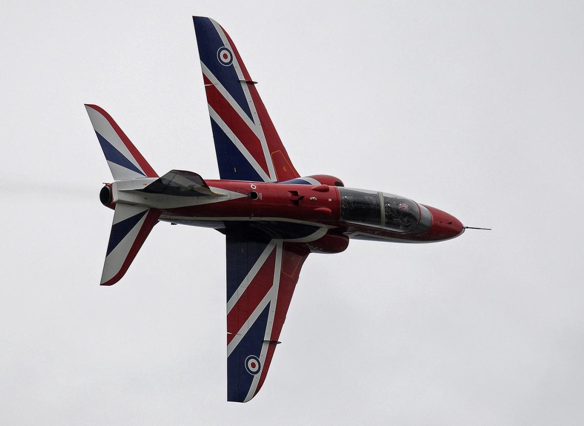 Jet & Prop by FalkeEins: Patriotic Hawk - flying the flag! Hawk T1 in ...