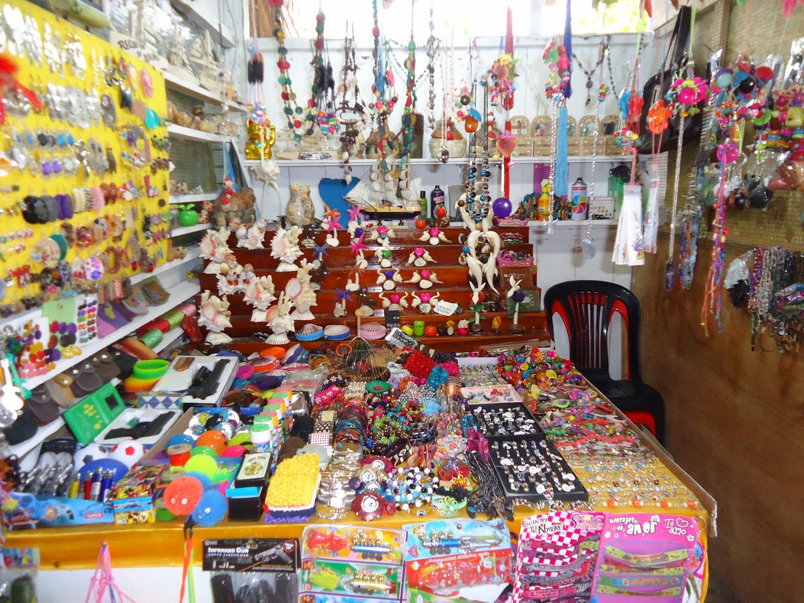 ARTESANIAS ATACAMEÑAS: CONOZCAMOS UN POCO DEL SIGNIFICADO DE ARTESANIA.