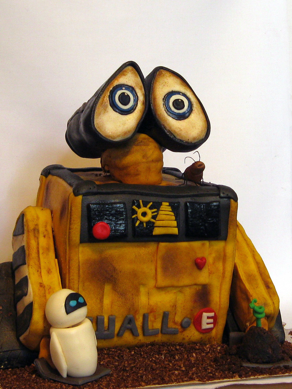 THE CAKE: Wall-e