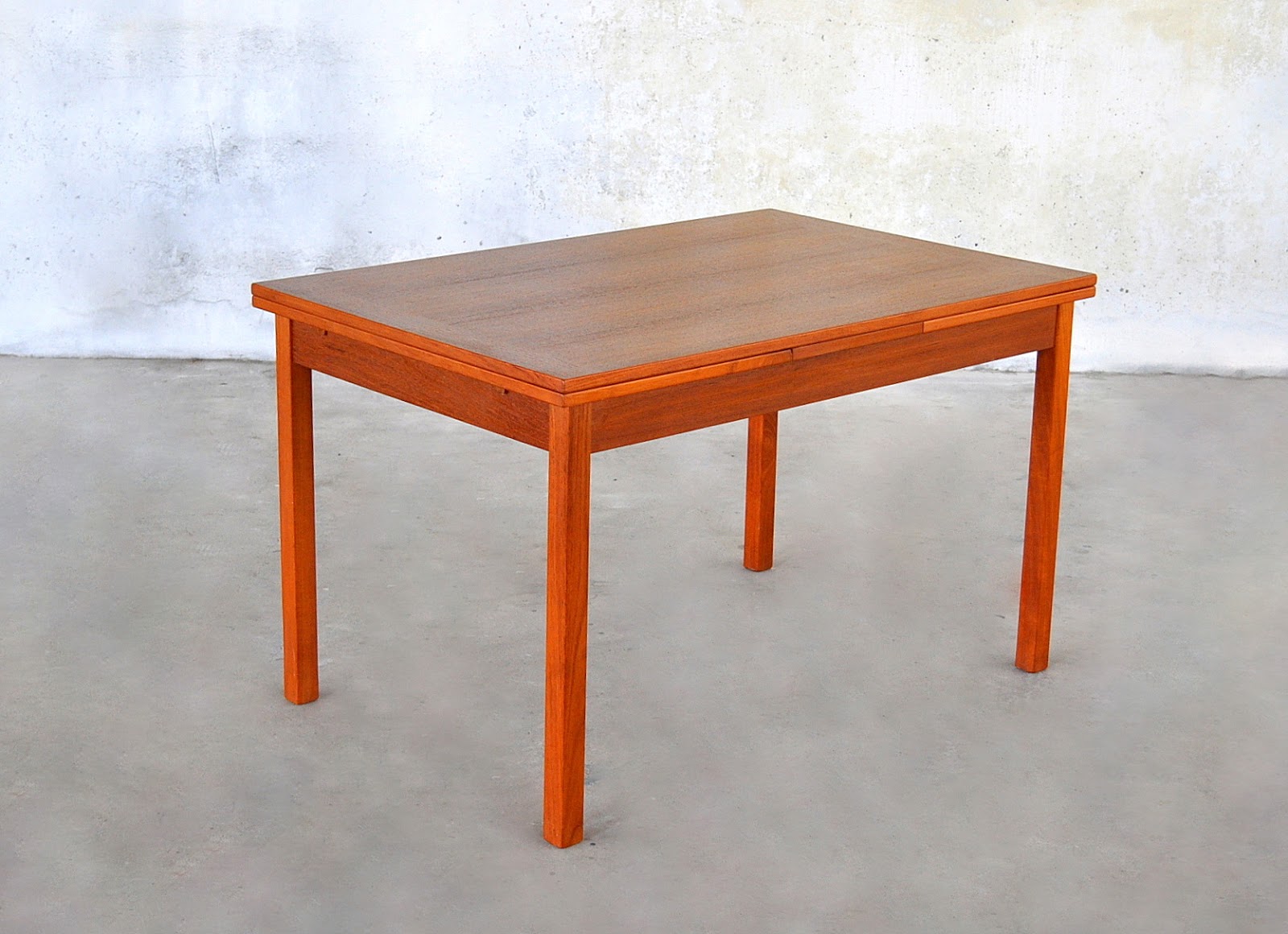 SELECT MODERN: Danish Modern Teak Expandable Dining Room Table