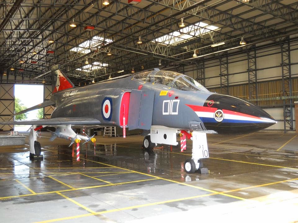 Jet & Prop by FalkeEins: McDonnell Douglas F-4K Phantom FG1, XV586 / R ...