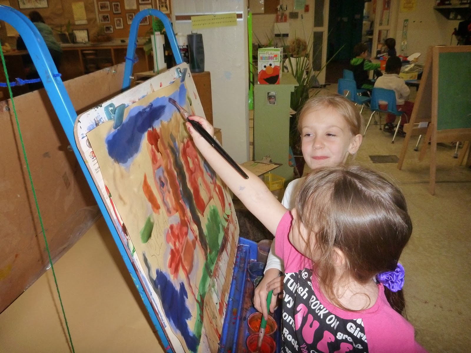 PLAY. EXPLORE. LEARN