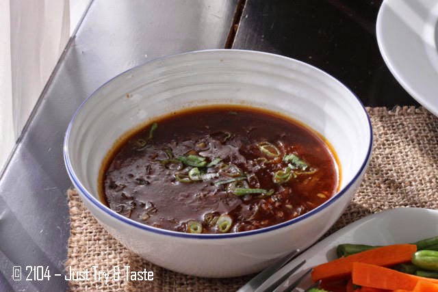 Galantine Daging Sapi & Ayam dengan Sayuran Rebus dan Kentang Goreng ...