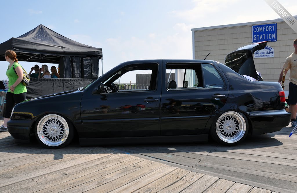 Euroworx - Car customizing: Jetta 3 love.......