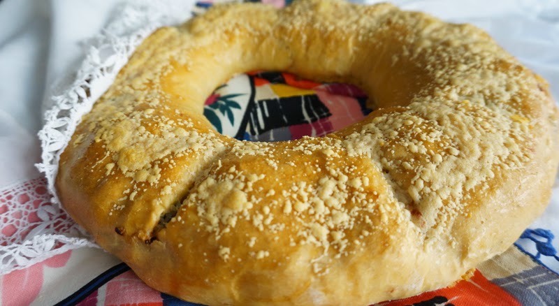 Come Y Disfruta: Rosca de pan con espinacas y queso