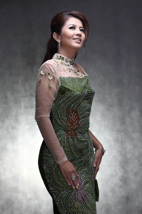 Khine Hnin Wai - www.burmesemodel.com