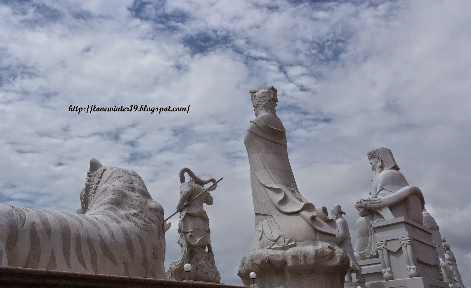 My Palace, My symphony of life and the rhythm in My heart: Sight-seeing ...