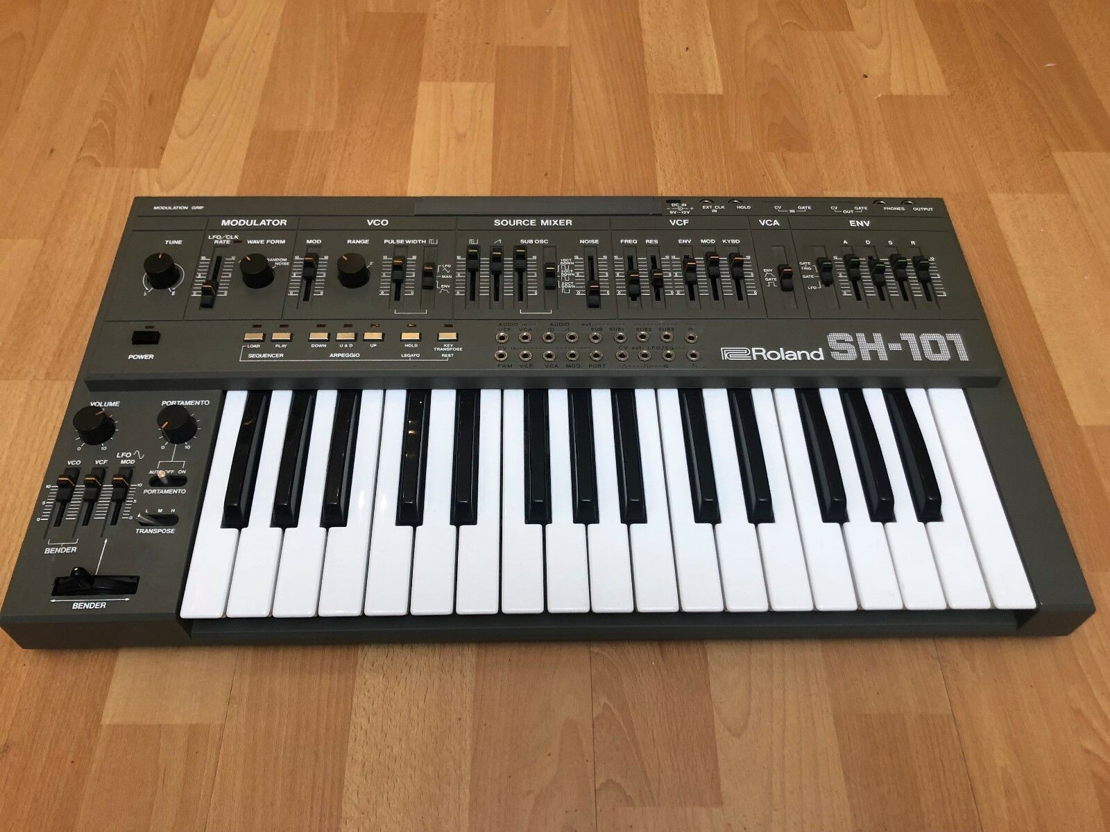 MATRIXSYNTH: Roland SH-101 w/ Extensive CV Mods