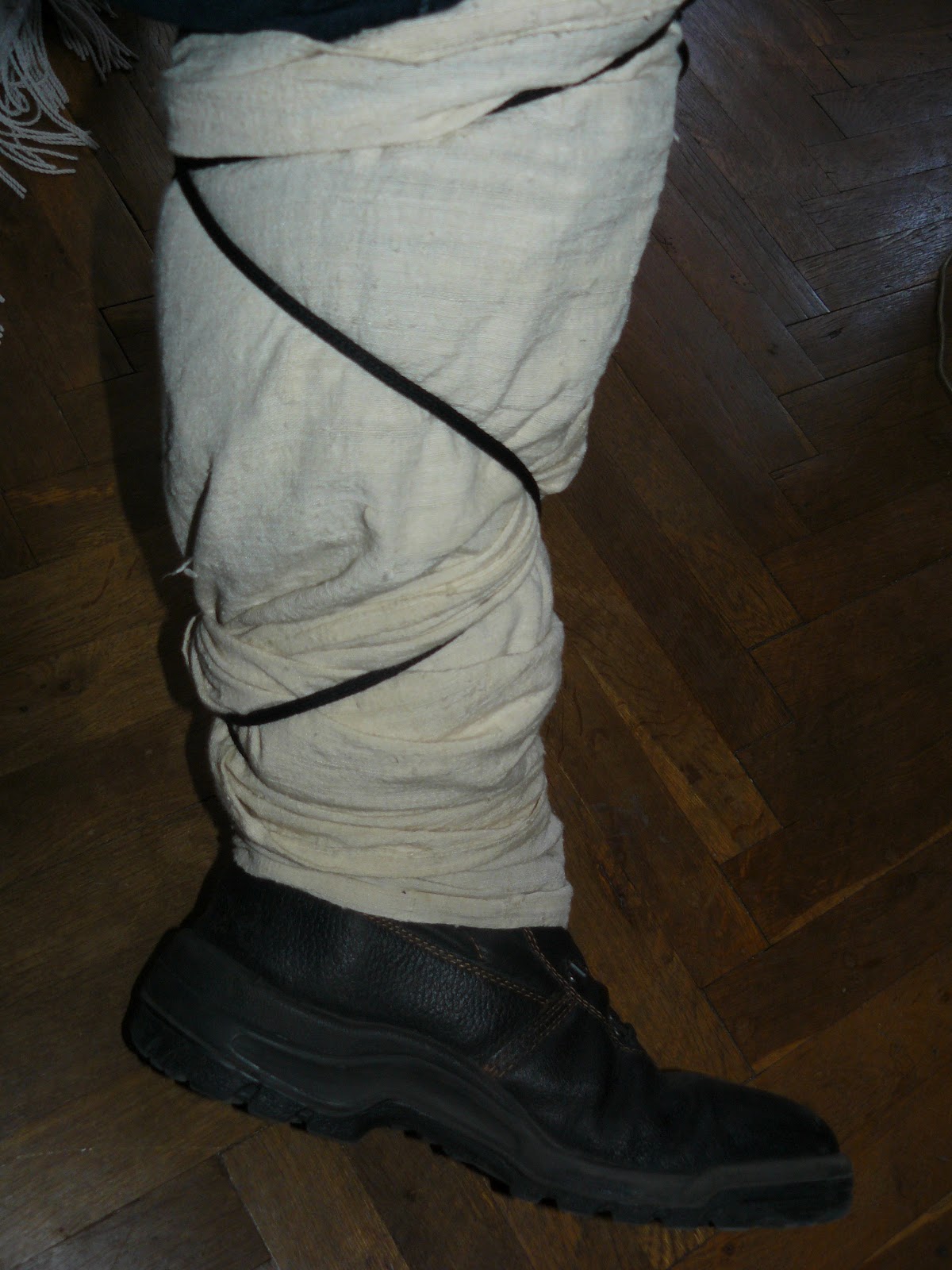 Buskador's LARP: Basic larp costume - feet wraps