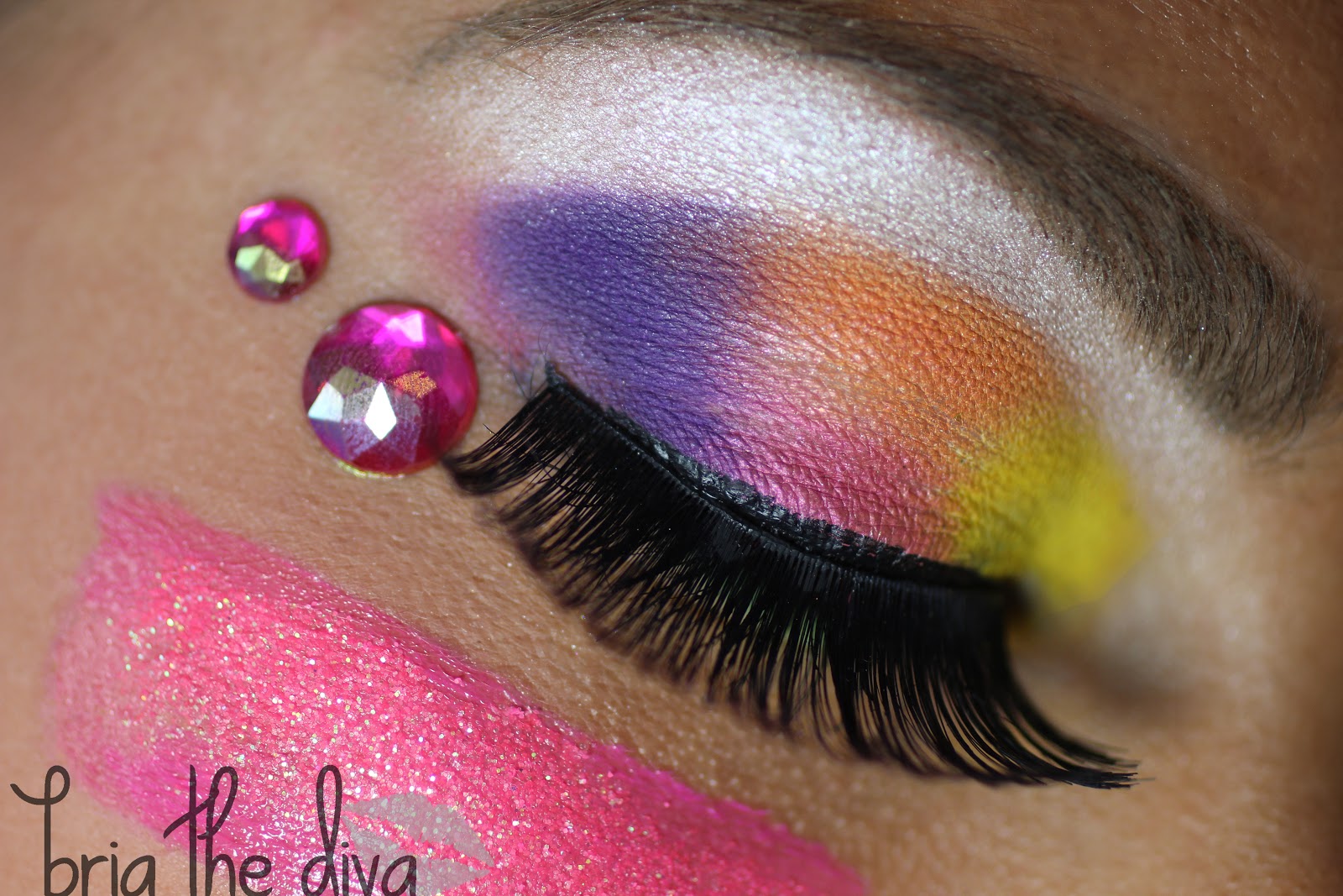 Bria the Diva: Neon Party Makeup!