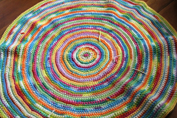 365 Projects: Crocheted Round Rug Cotton Yarn - Arts and Crafts