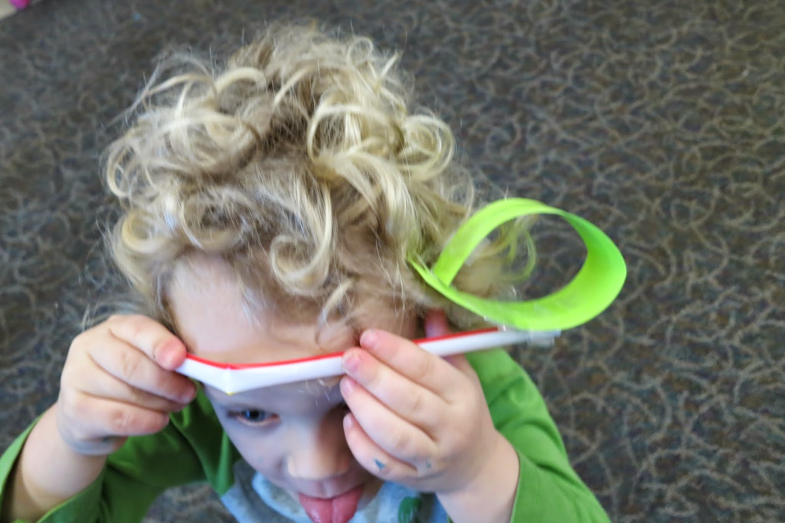 WonderWorks: Straw Flyers : library makers