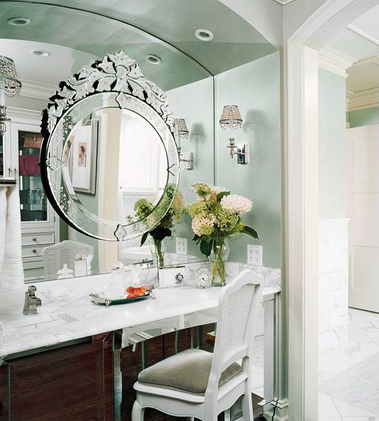 Eye For Design: Decorating With Multiple Layered Mirrors