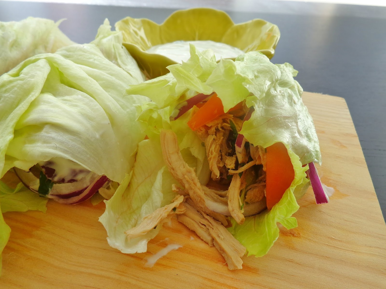 Sem Espinhas: Wrap de Frango em Folha de Alface