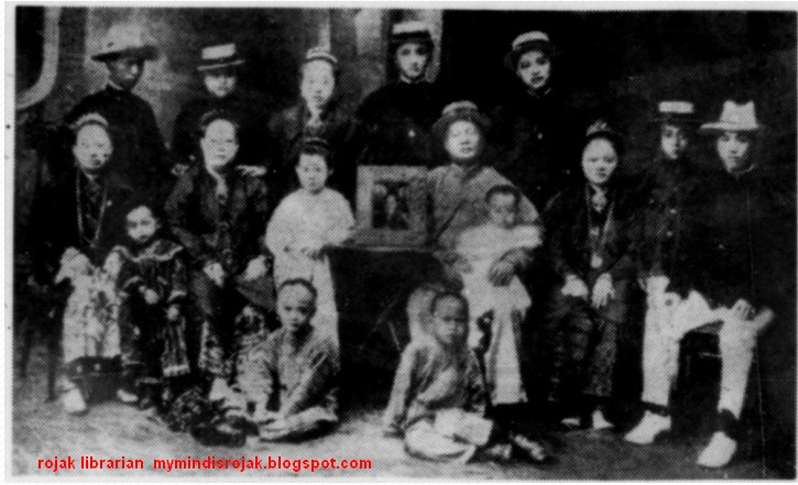 Tan Kheam Hock and family (Bukit Brown)