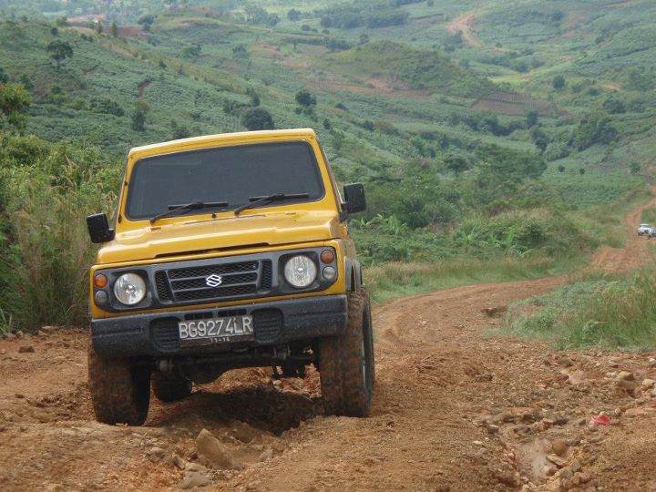 Rental Mobil 4x4 Murah JAKARTA