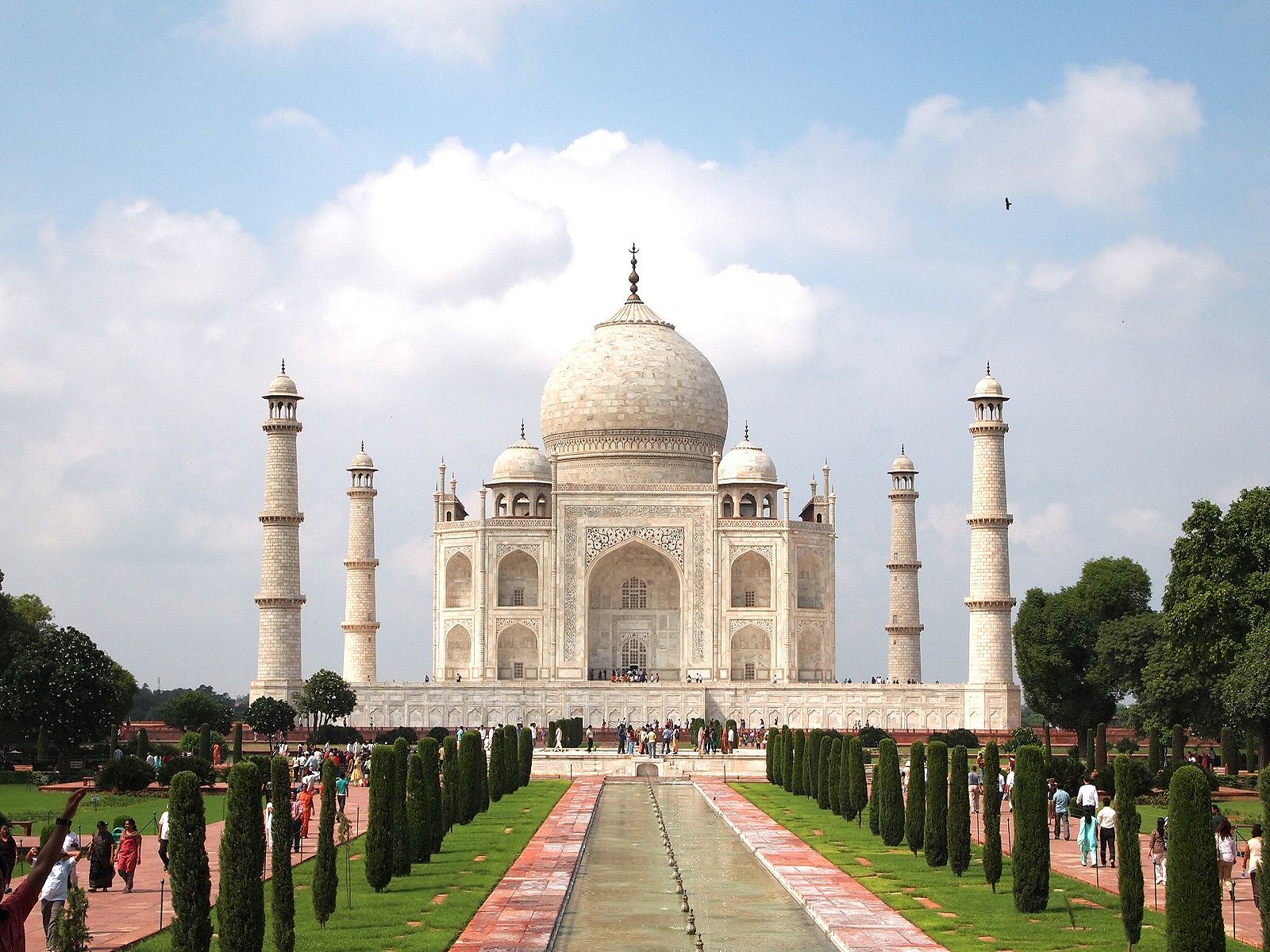 BEST TOURIST SPOTS: Famous Taj Mahal Photos