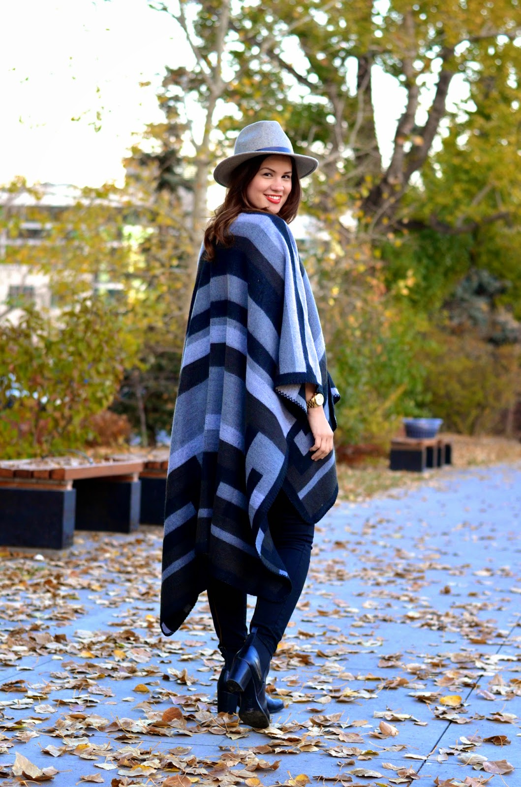 Blanket Cape Bornlippy