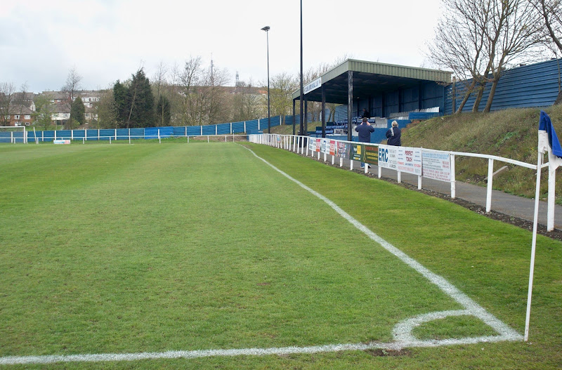 Football Grounds visited by Richard Bysouth: Eccleshill United FC