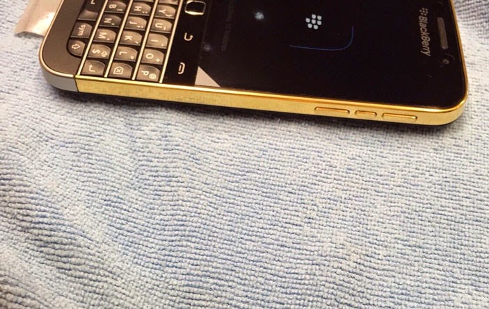 BlackBerry Classic Plated By 24K Gold Layer - Limit Phone