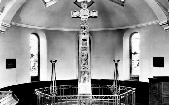Tour Scotland: Old Photograph Ruthwell Cross Scotland