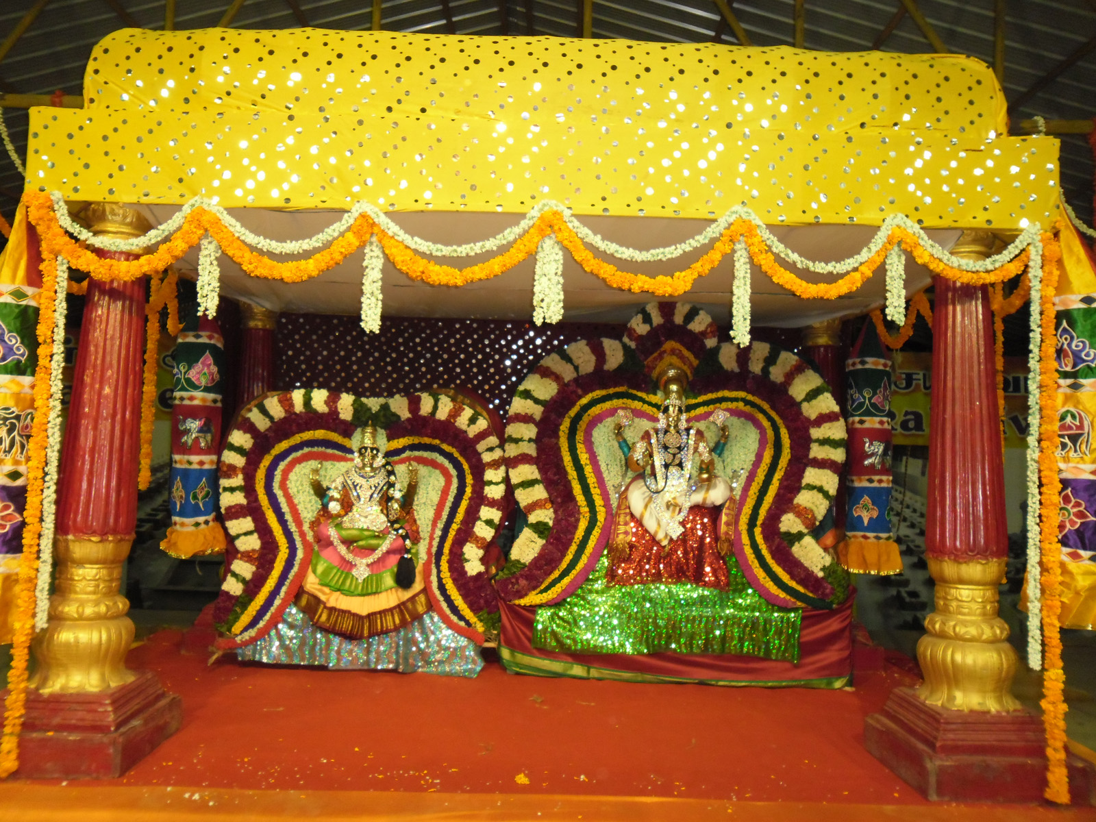 Danvantri Peedam - Universal Peedam: ஸ்ரீ ஆரோக்ய லட்சுமி சமேத ஸ்ரீ ...