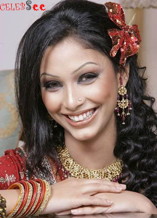 Bangladeshi Super Hottie Model : Nabila Karim CelebSee BD CelebSee